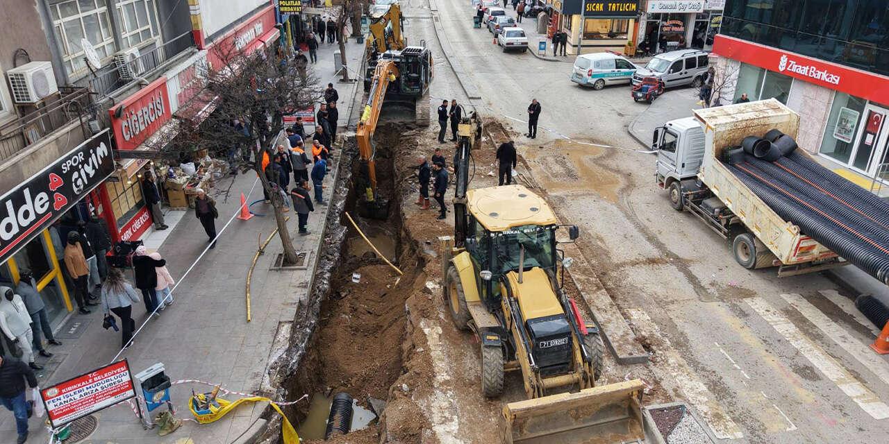 Menderes Caddesi’nde çöken kanal hattı yenilendi - Haber71.Net ...